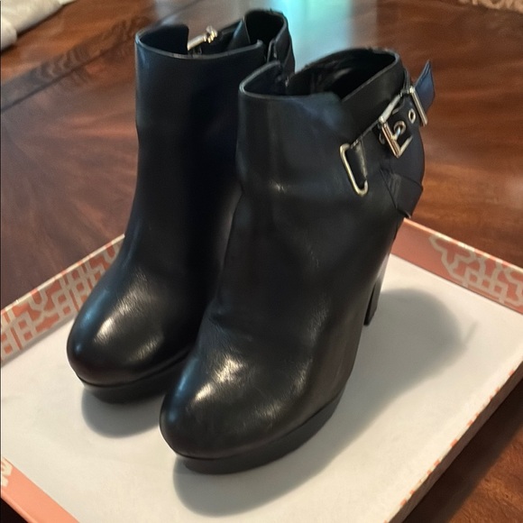 Gianni Bini | Shoes | Gianni Bini Black Ankle Boots With Chunky Heel ...